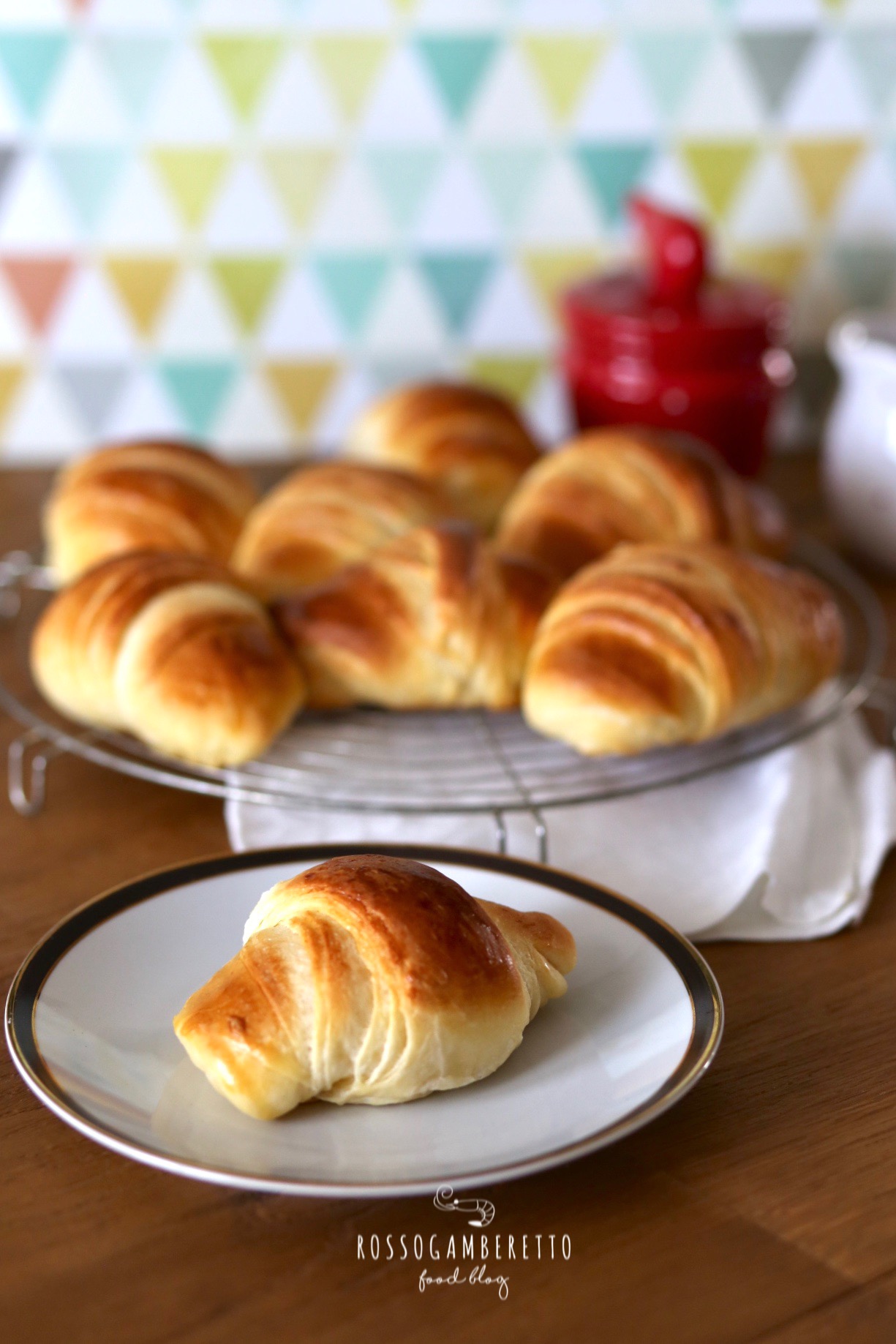 Ricetta cornetti sfogliati veloci - Rossogamberetto.com Food Blog